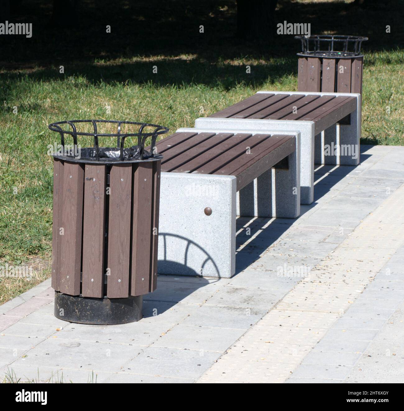 bench in park at dry sunny summer day Stock Photo - Alamy