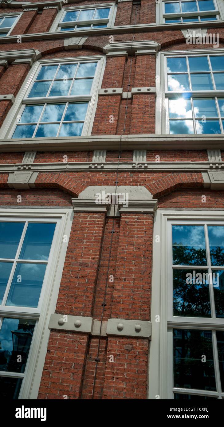 Close up of downtown building hi-res stock photography and images - Alamy