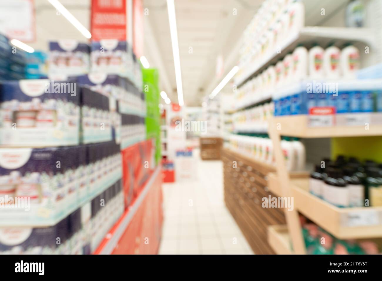 Grocery store interior design hi-res stock photography and images - Alamy