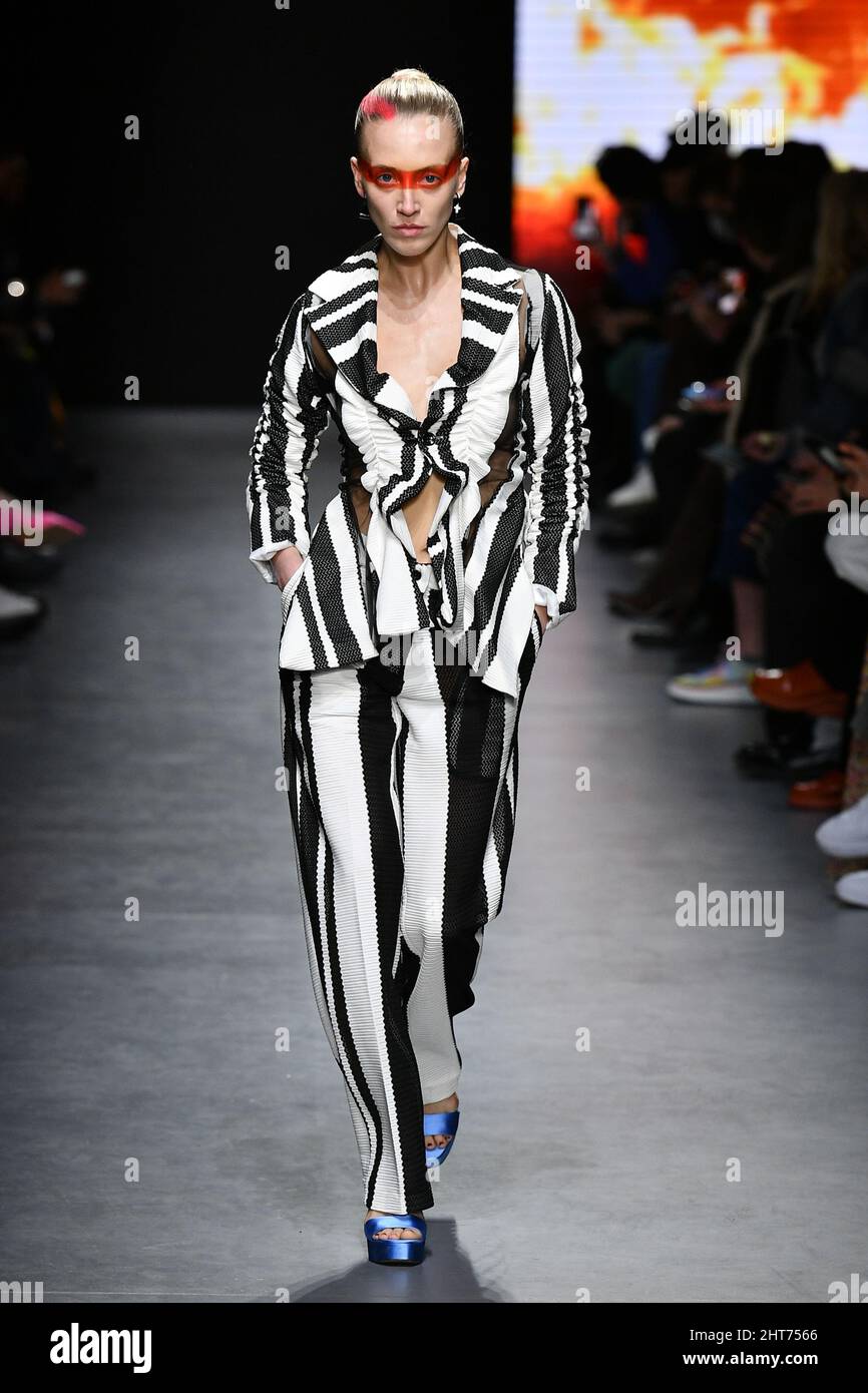 Milan Fashion Week - Women F/W 22-23 Tokyo James Fashion Show - catwalk ...