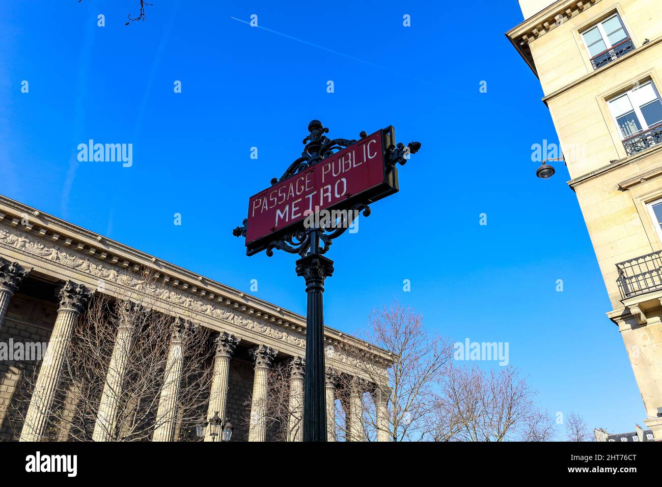 Photo of a typical metro station sign near La Madeleine in Paris Stock ...