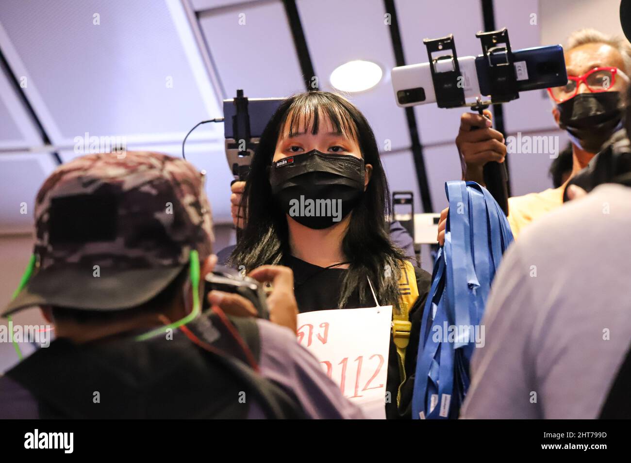 Tawan, Thaluwang group, conducted a ribbon poll on Article 112 (lese ...