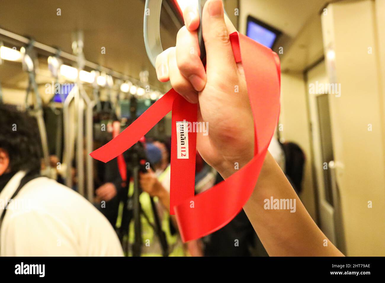 Tawan, Thaluwang group, conducted a ribbon poll on Article 112 (lese ...