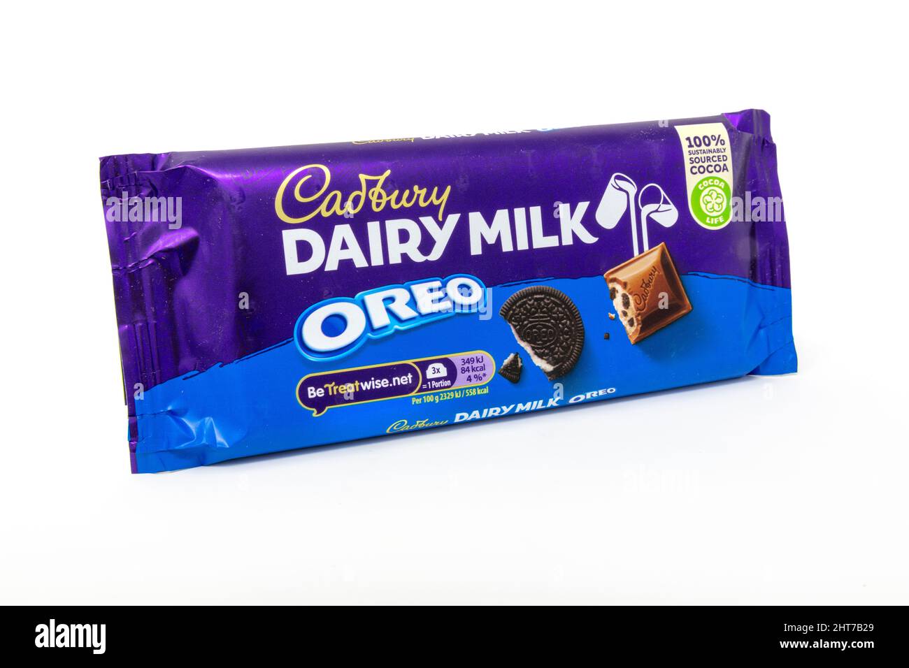Cadbury Dairy Milk Oreo Chocolate Bar Stock Photo - Alamy
