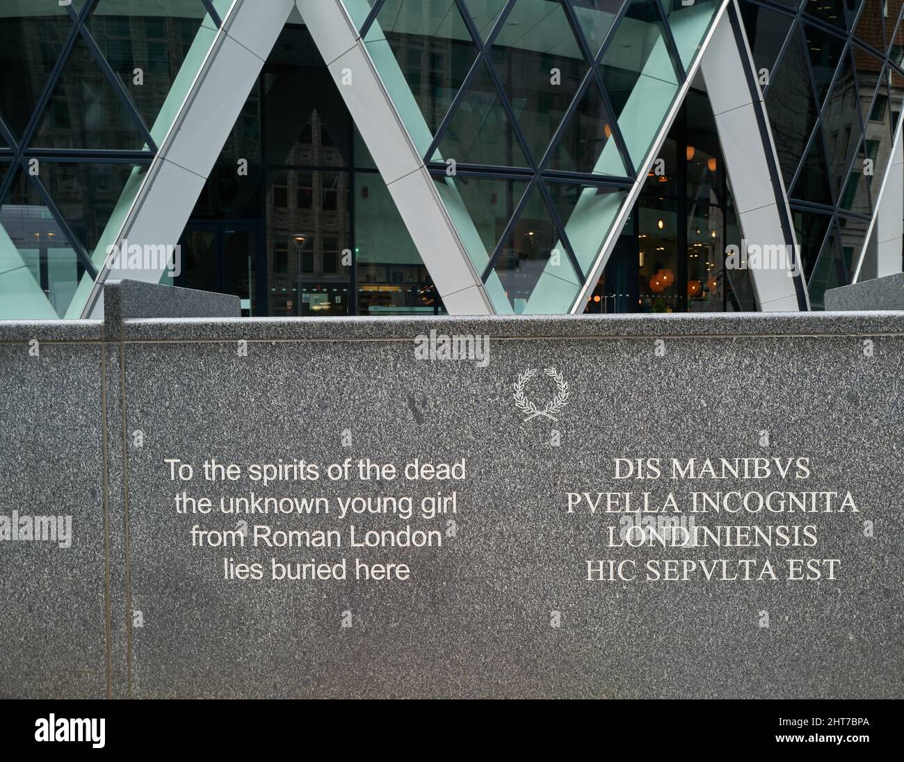 Burial site of an unknown girl from roman London at the gherkin ...