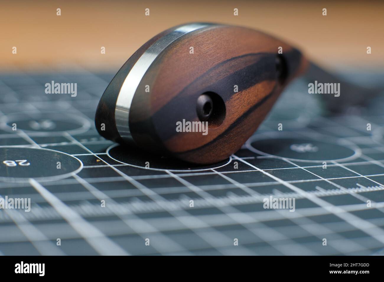 Edge tool hi-res stock photography and images - Alamy