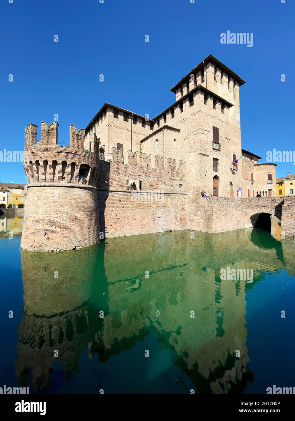 Italy medieval castle turret hi-res stock photography and images - Alamy