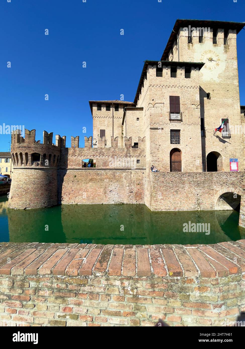 Italy medieval castle turret hi-res stock photography and images - Alamy