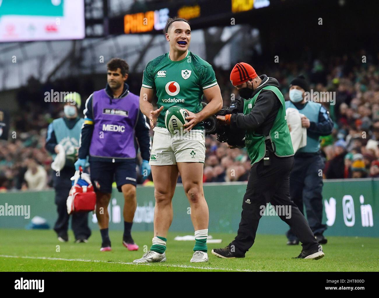 James lowe rugby hi-res stock photography and images - Alamy