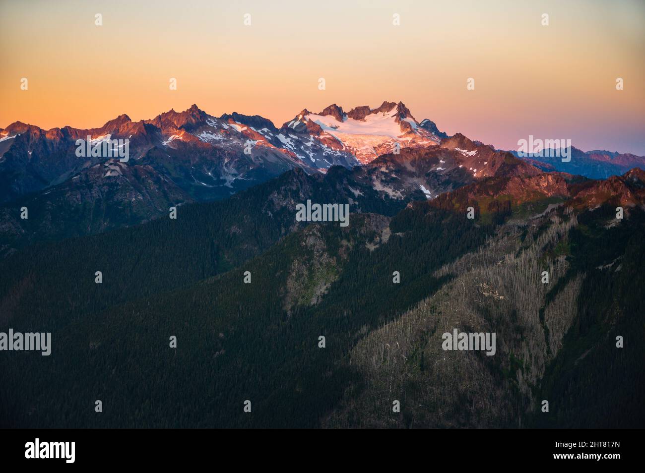 Explore the cascades hi-res stock photography and images - Alamy