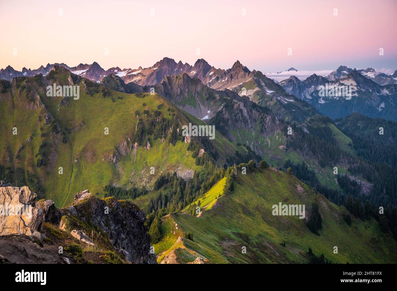 The North Cascades Glacier Peak Wilderness Stock Photo - Alamy