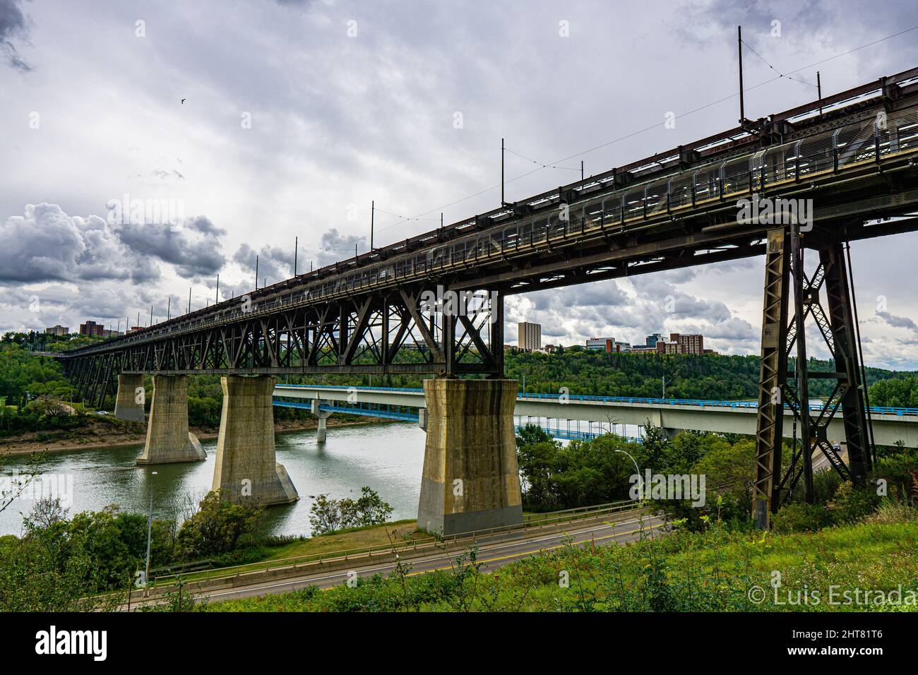 Edmonton alberta aerial hi-res stock photography and images - Alamy