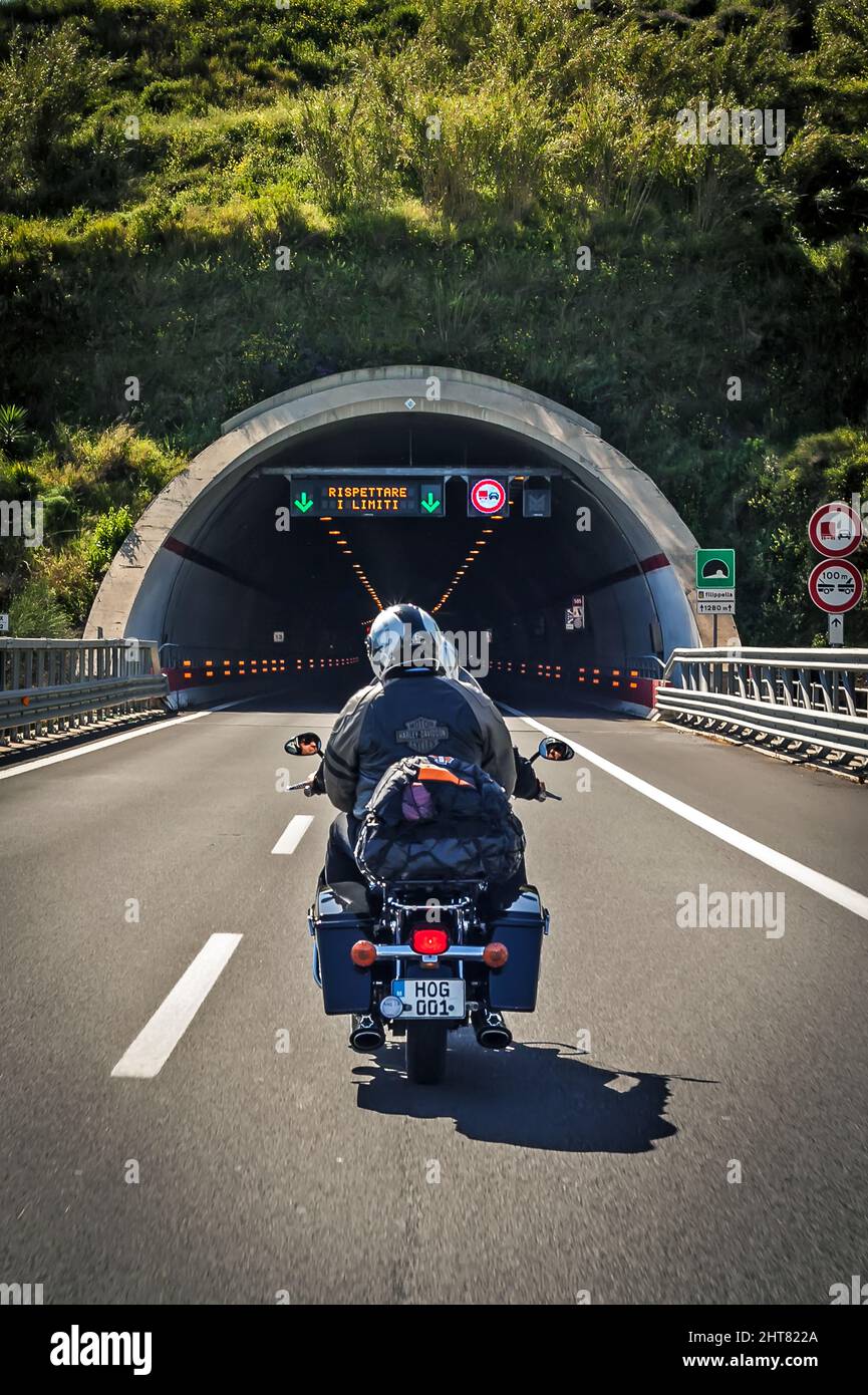 Autostrada road hi-res stock photography and images - Alamy