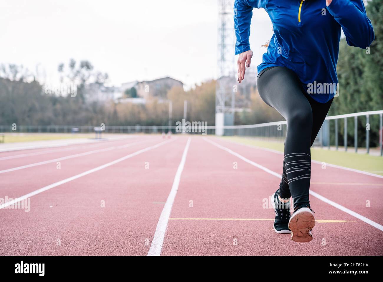 Sprint track and field hi-res stock photography and images - Alamy
