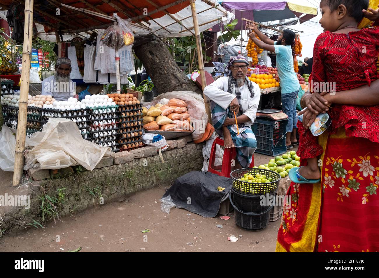 Bangladesh, Khulna the 2021-10-28. Daily life in Khulna (Bengali: খুলনা ...