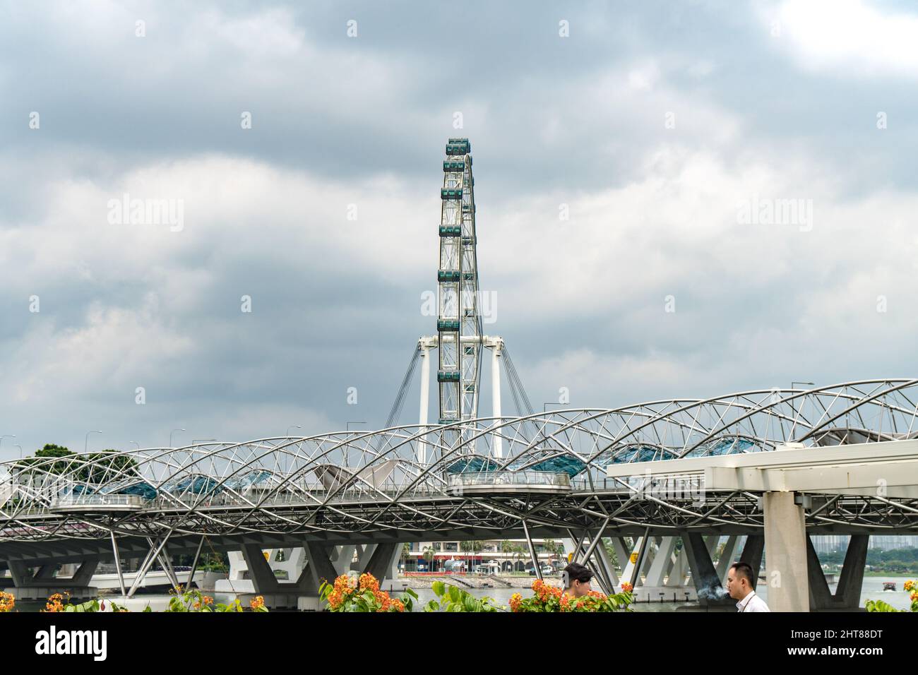 Top view of Helix Bridge, Singapore Stock Photo - Alamy