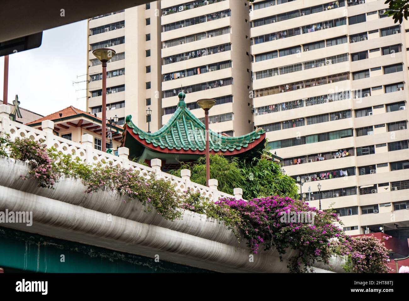 Touristic landscape city landmarks in Singapore Stock Photo - Alamy