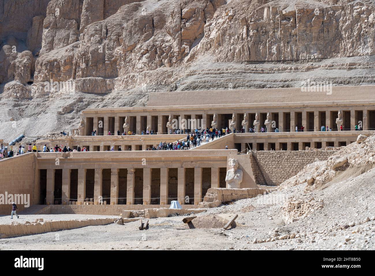 Egyptian hieroglyph walk hi-res stock photography and images - Alamy