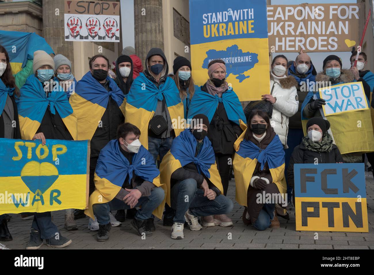 Thousands gathered in front of Berlin's Brandenburg Gate on Sunday for ...