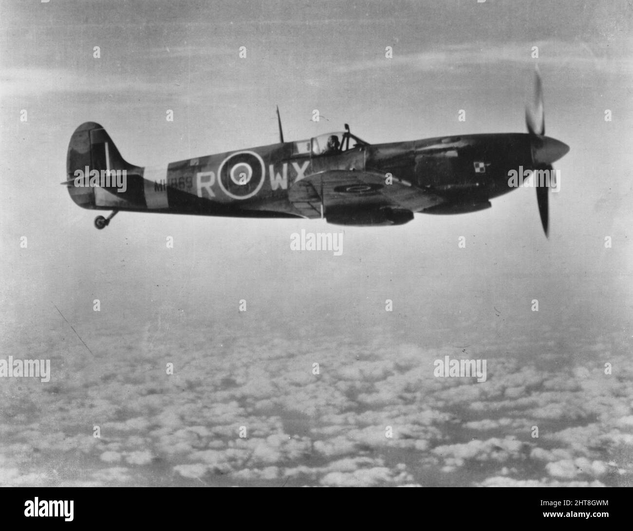 1942 circa hi-res stock photography and images - Alamy