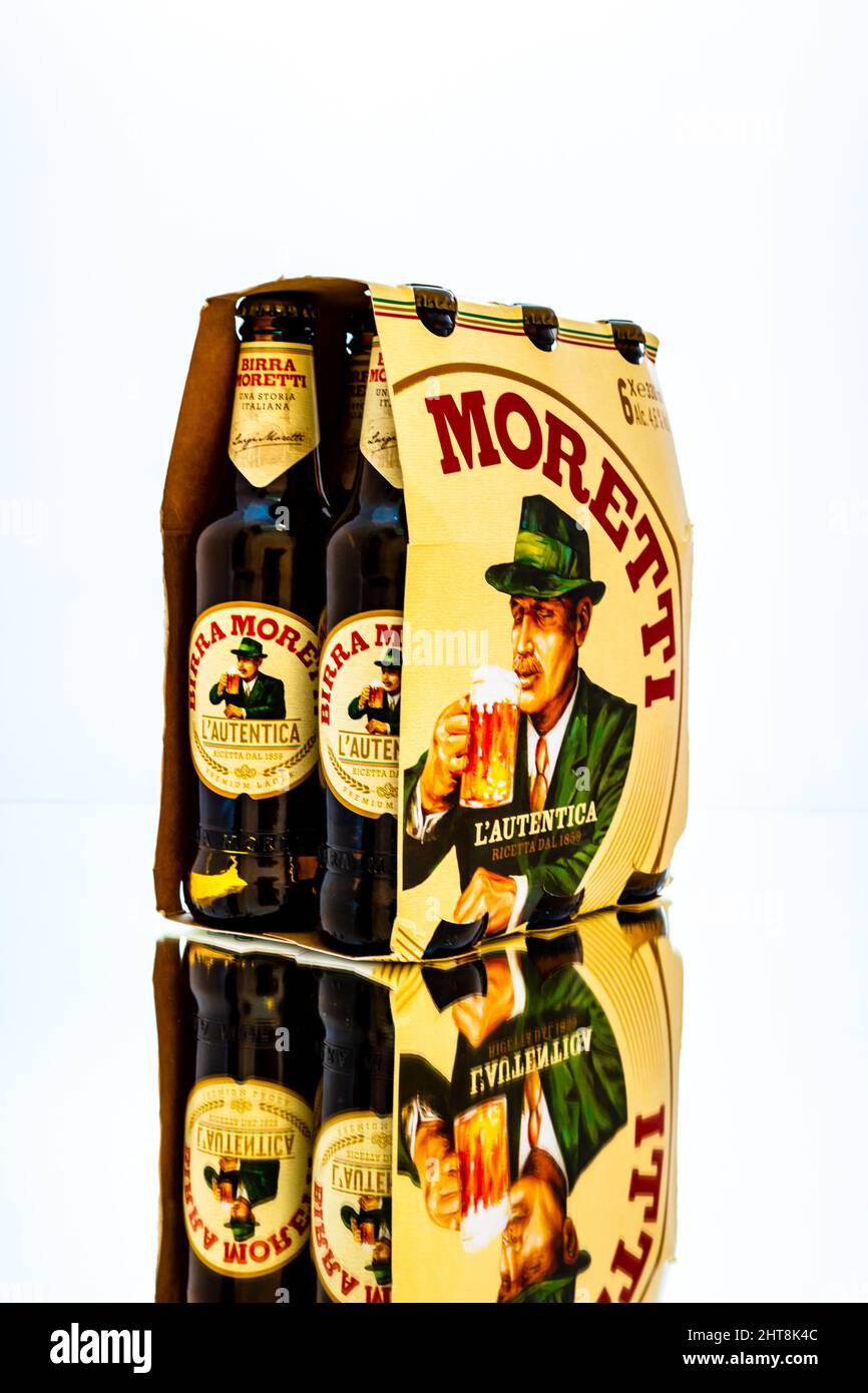 Birra moretti bottle hi-res stock photography and images - Alamy