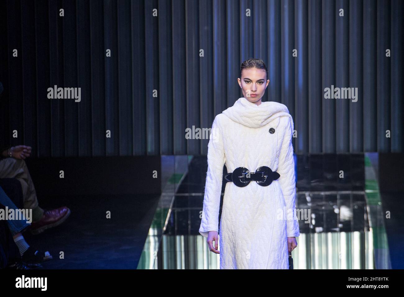 Milan Fashion Week - Women F/W 22-23 Giorgio Armani Fashion Show ...