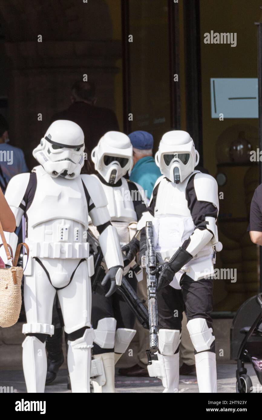 Star wars uniform hi-res stock photography and images - Alamy