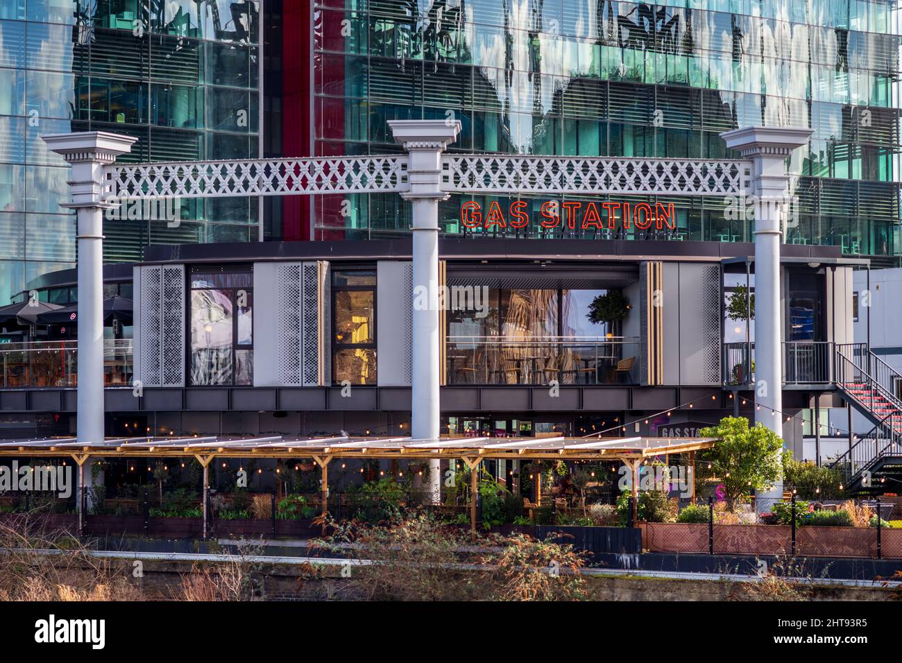 The gas station pub kings cross hi-res stock photography and images - Alamy