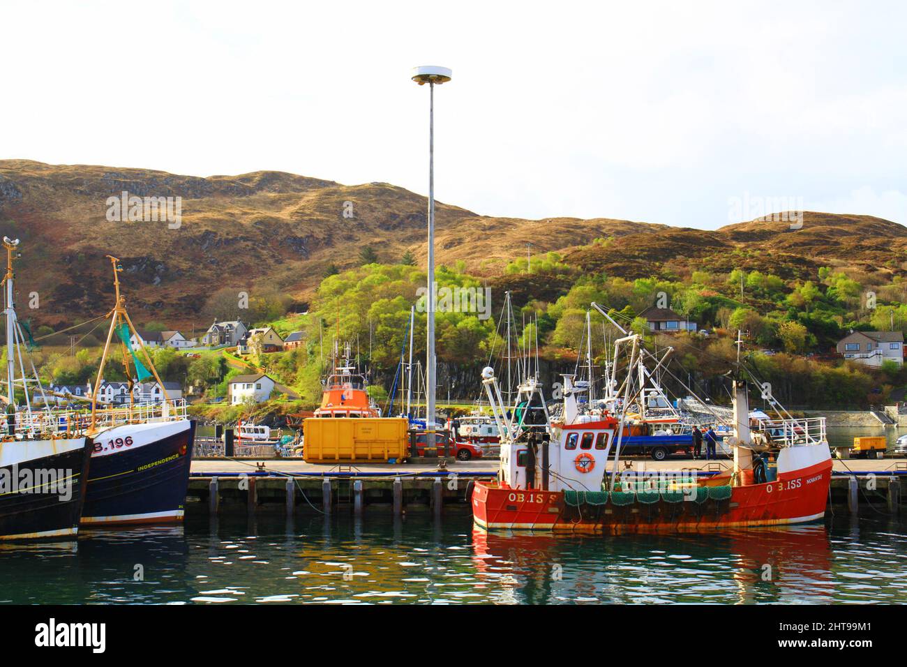 Beautiful boat scenes uk hi-res stock photography and images - Alamy
