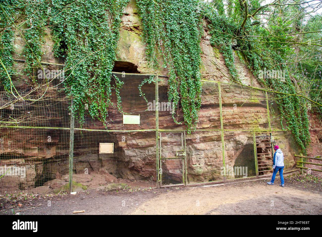 Helsby sandstone formation hi-res stock photography and images - Alamy