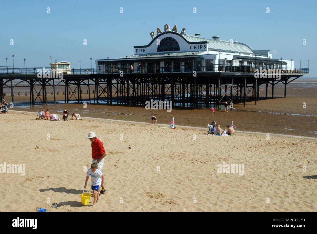 Papas fish and chips hi-res stock photography and images - Alamy