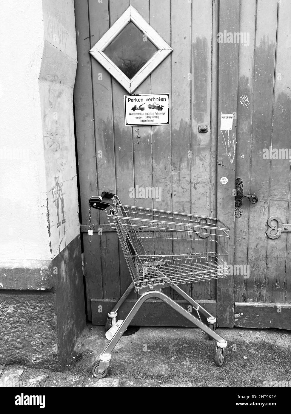 Front door in old Black and White Stock Photos & Images - Alamy