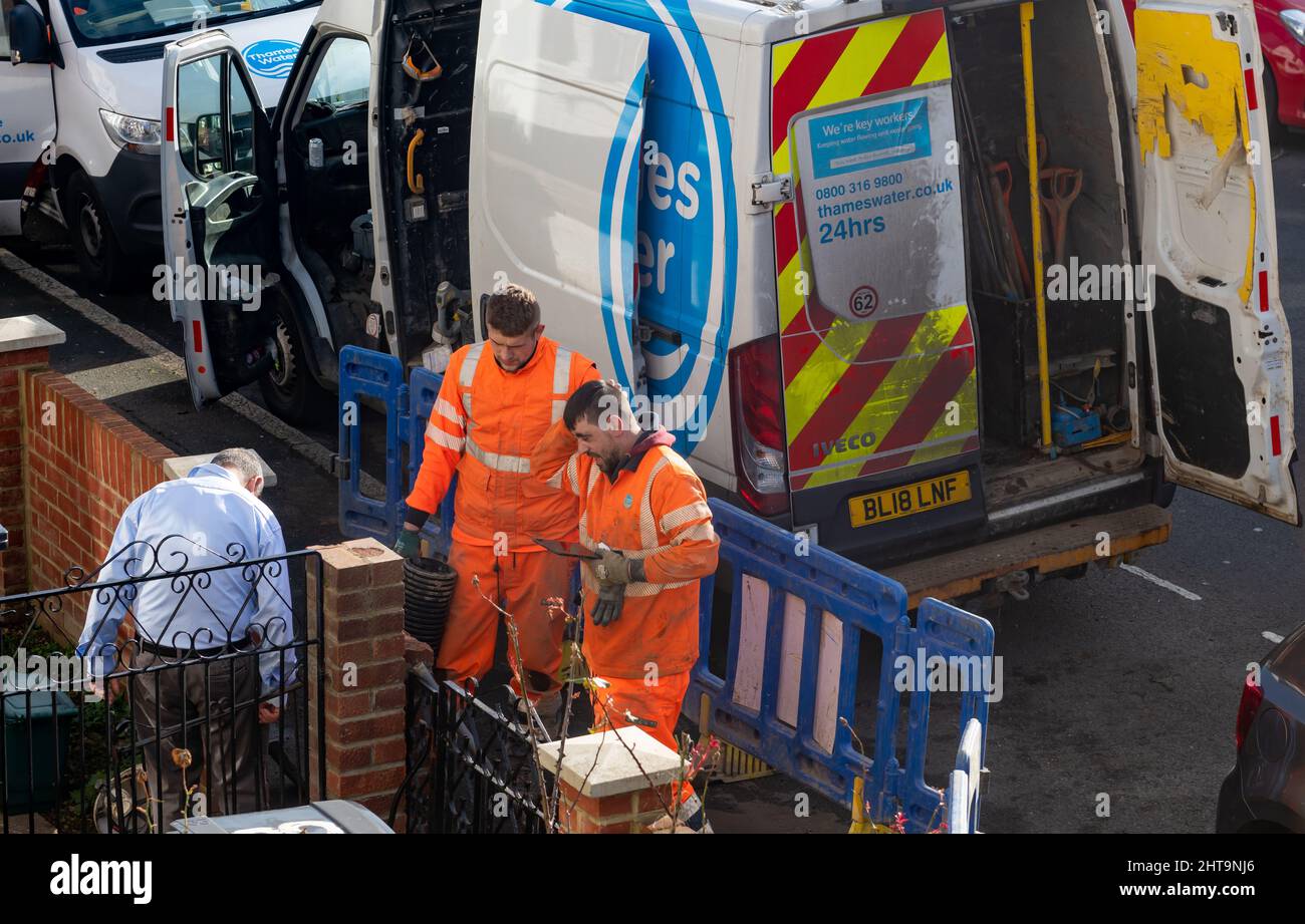 London. UK-02.23.2022. Workers from the utility company Thames Water ...