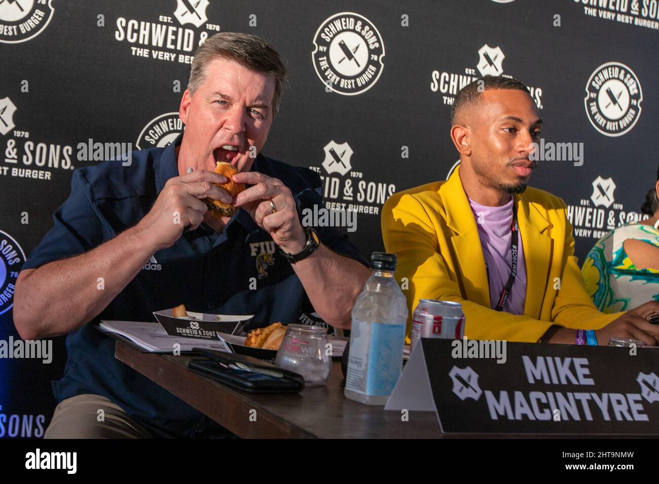 Mike macintyre hi-res stock photography and images - Alamy