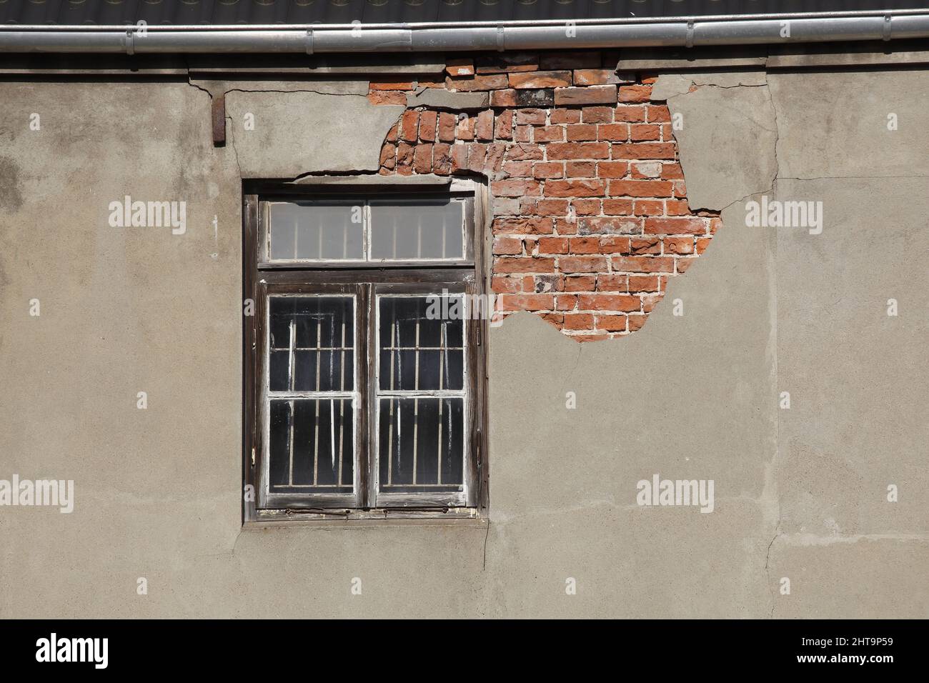 Scruffy and old hi-res stock photography and images - Alamy