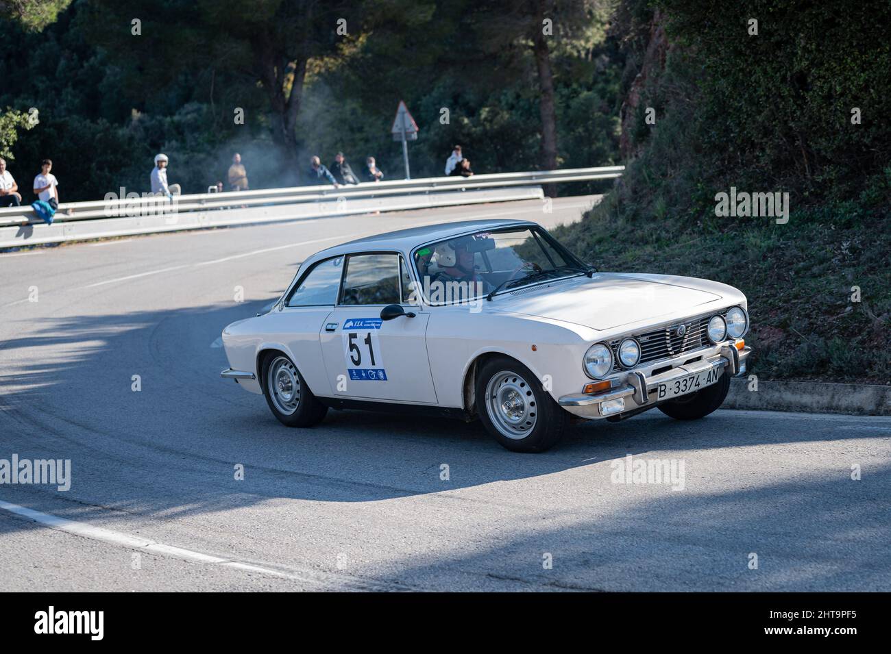 Alfa romeo gtv race car hi-res stock photography and images - Alamy