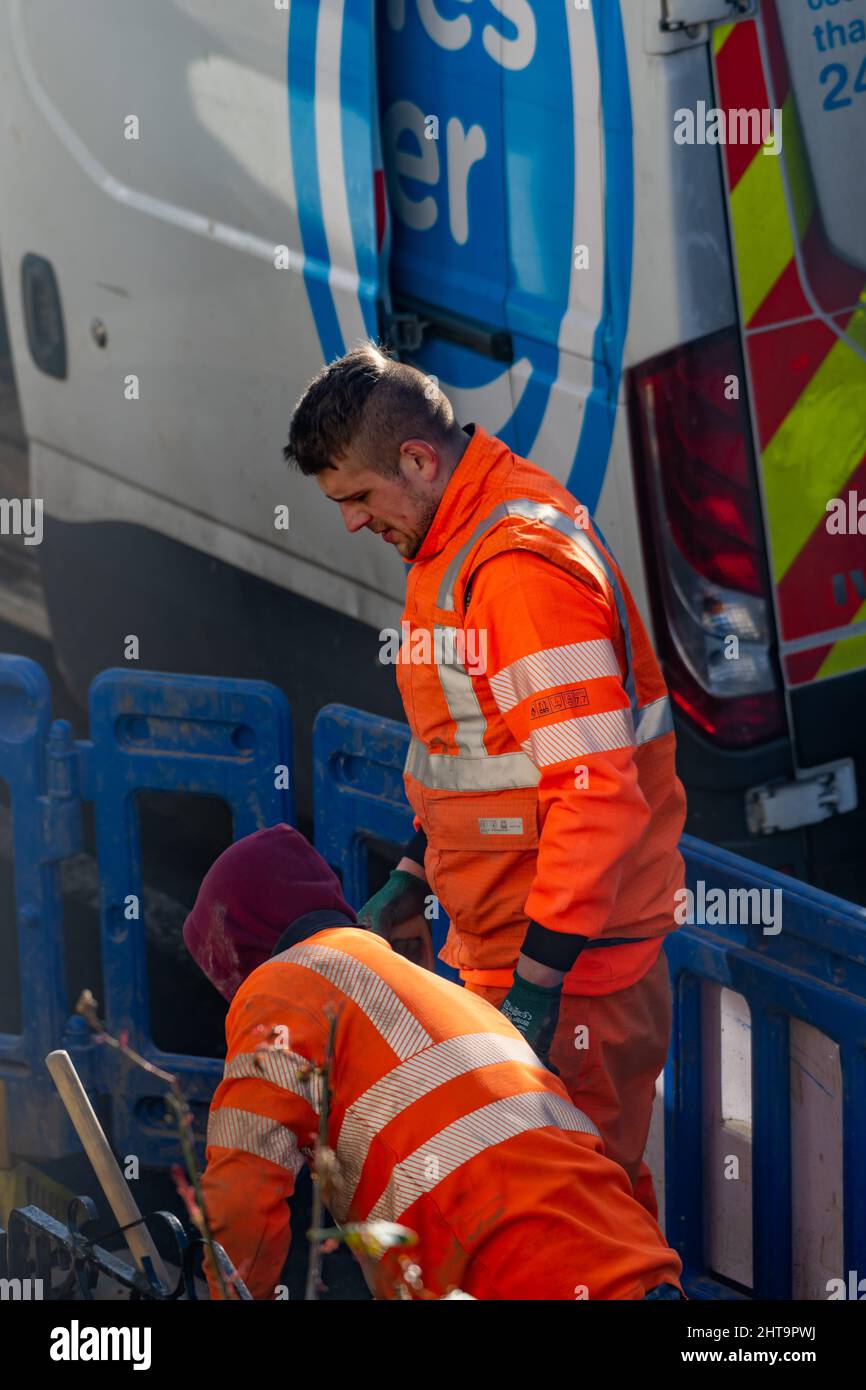 London. UK-02.23.2022. Workers from the utility company Thames Water ...