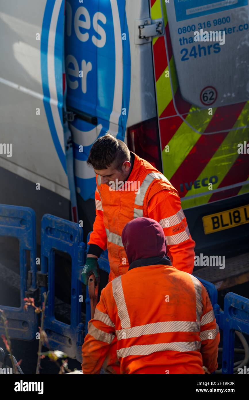 London. UK-02.23.2022. Workers from the utility company Thames Water ...