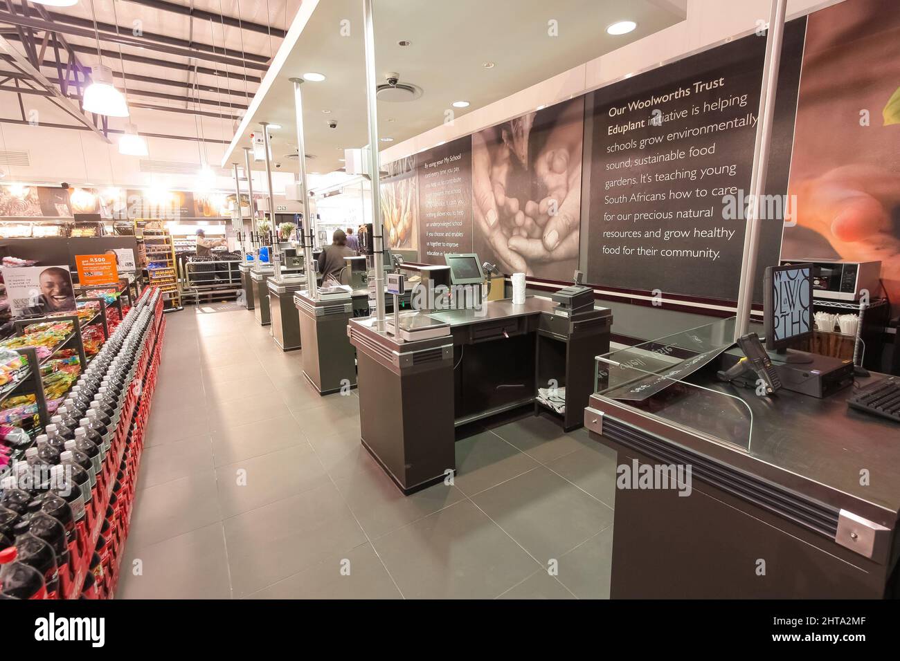 Interior of Woolworths grocery store Stock Photo - Alamy