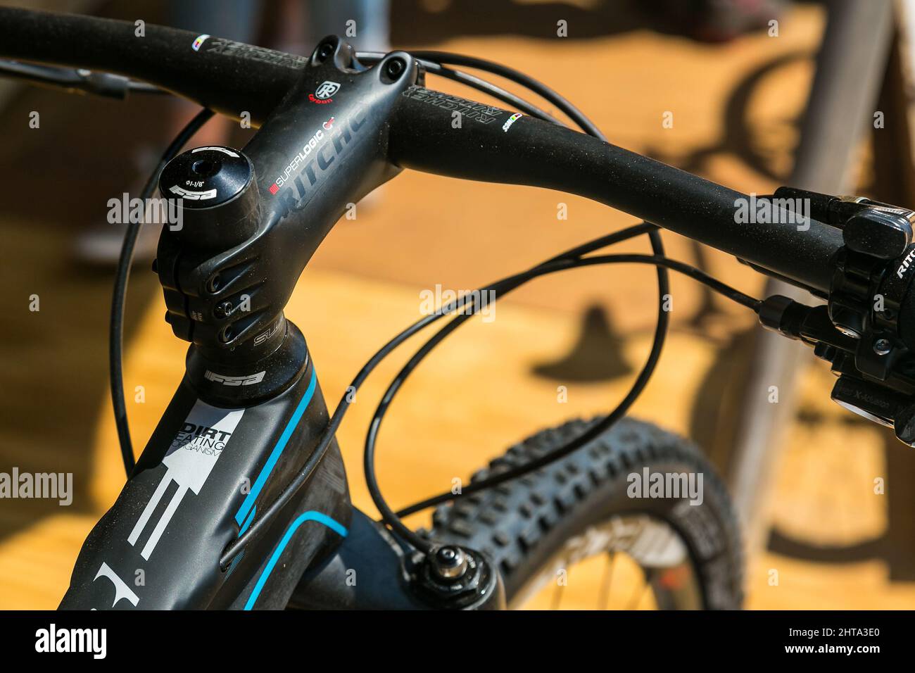 Cycle display hi-res stock photography and images - Alamy