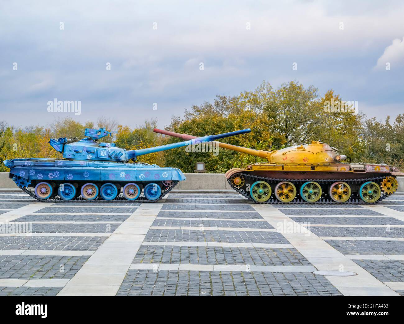 Tank war battle scene world hi-res stock photography and images - Alamy
