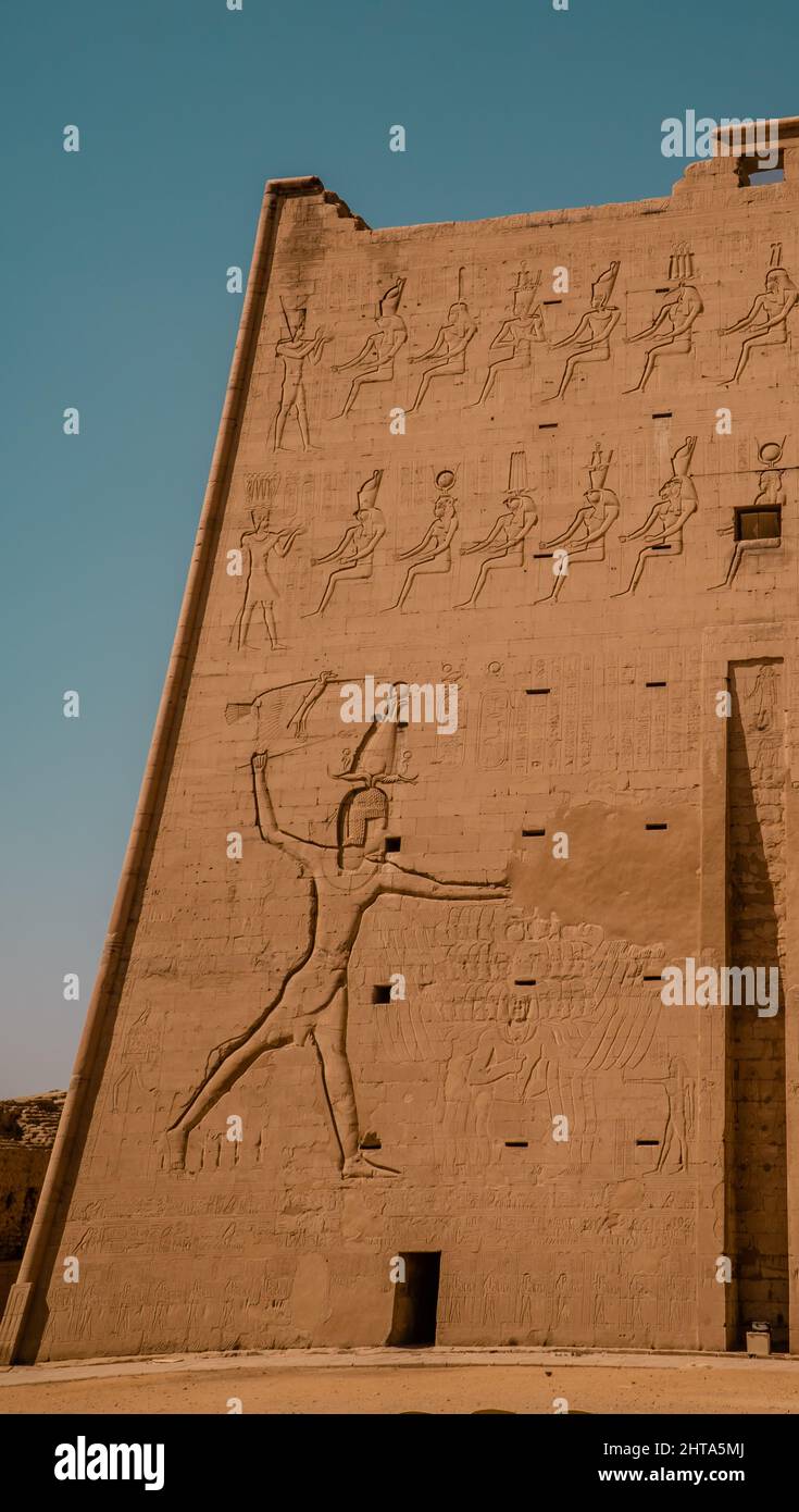 Closeup of a temple in Egypt Stock Photo - Alamy
