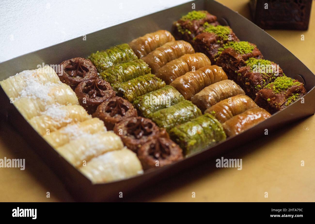 Traditional Middle Eastern sweets Stock Photo - Alamy