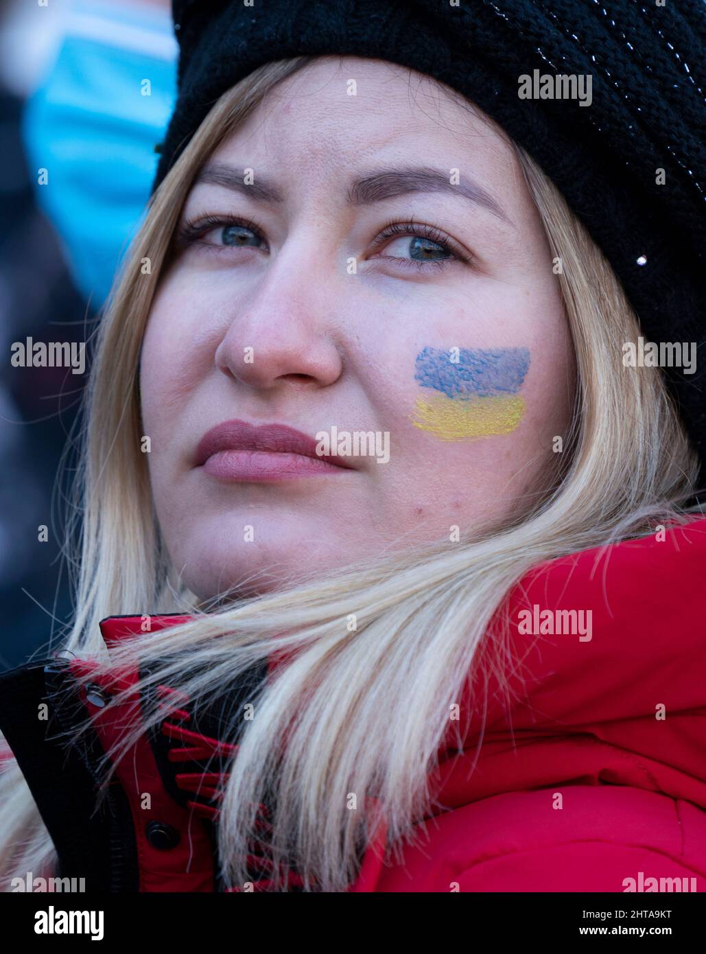 Woman face painted flag ukraine hi-res stock photography and images - Alamy