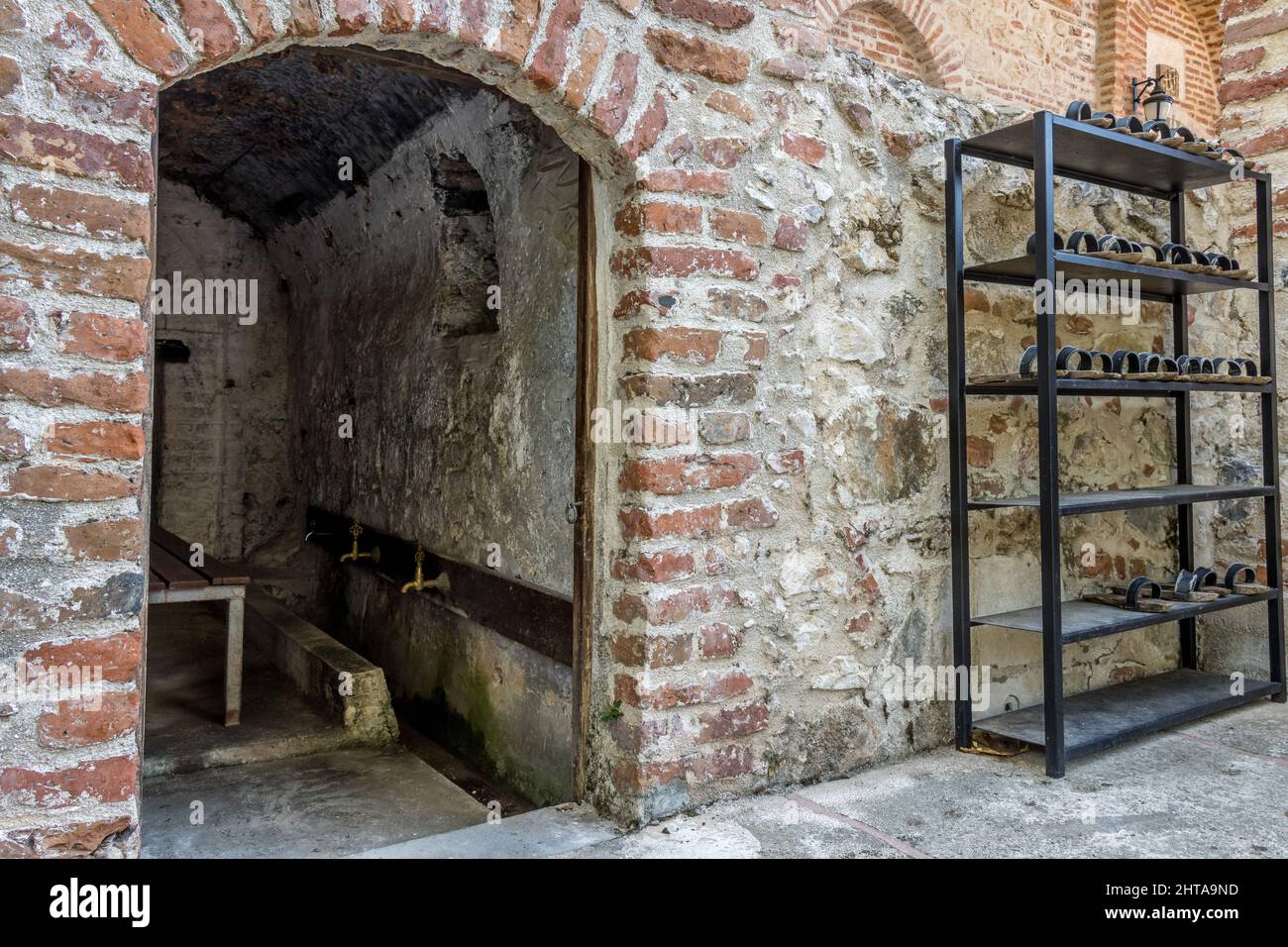 Feet washing room in the entrance of a mosque Stock Photo - Alamy