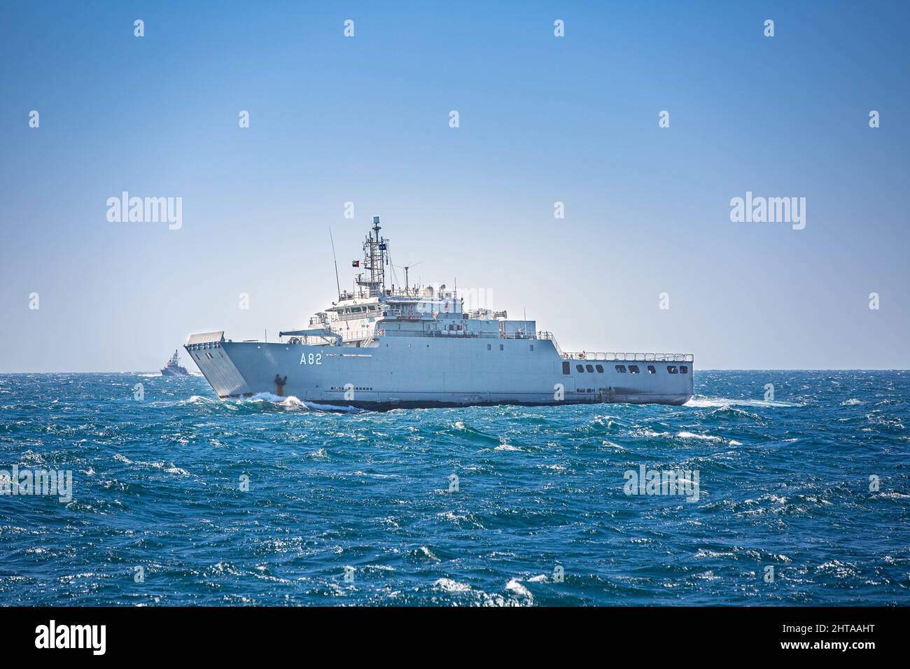 220209-A-RM286-2063 ARABIAN GULF (Feb. 9, 2022) United Arab Emirates ...