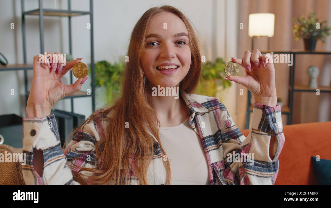 Girl stock trader earning bitcoins after online monitoring trading ...