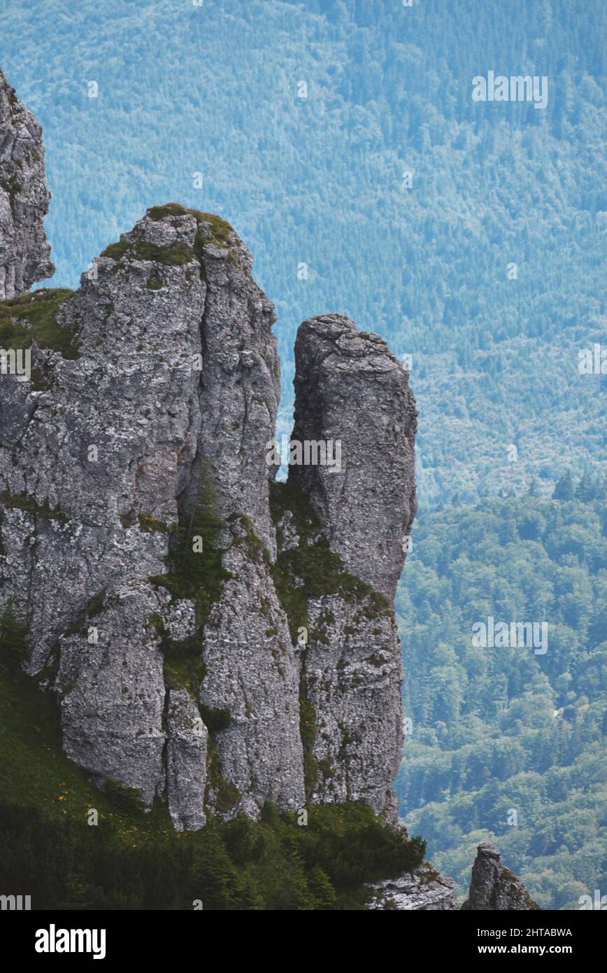 Stunning landscape of famous Ceahlau Massif mountains in Romania Stock ...