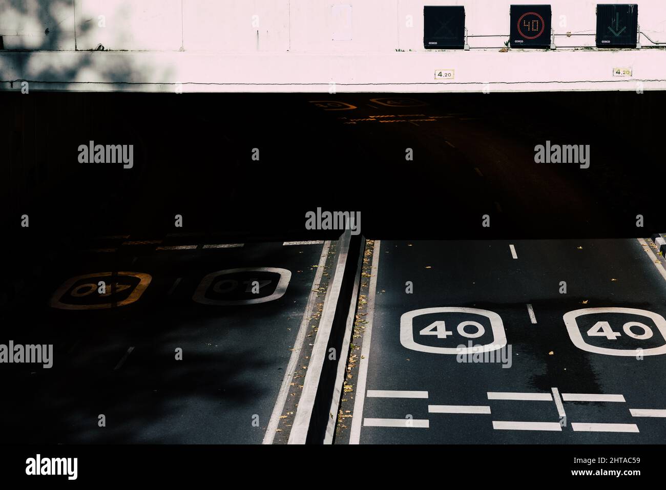 40 speed limit traffic sign painted on the road Stock Photo - Alamy