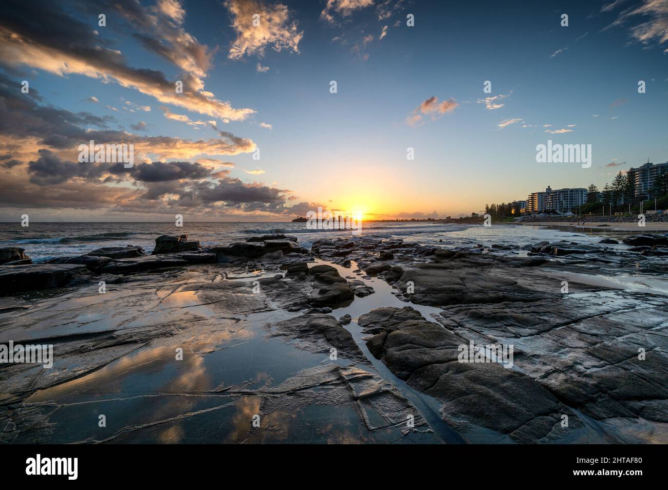 Dawn and sunrise shoot at Alexandra Headland Beach on the Sunshine ...